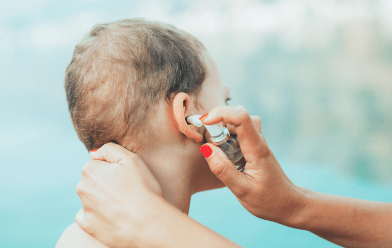The 4 Most Effective Essential Oils For Earache & Ear Infections ...