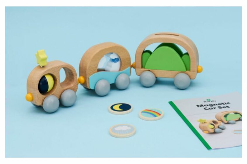 The 25 Best Educational Toys For Toddlers (Arranged By Age)