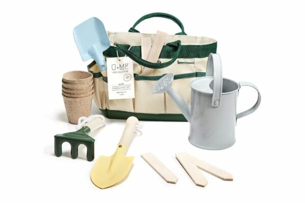 The 18 Best Montessori Toys For Early Learning (Arranged By Age)