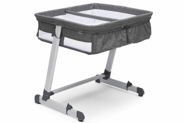 The 7 Best Bassinets For Twins: Which One Should You Get?