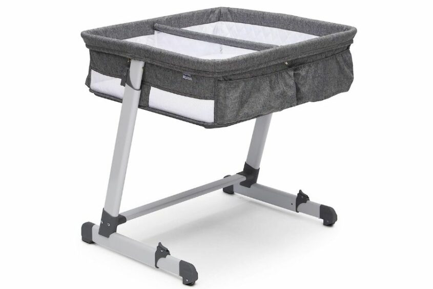 The 7 Best Bassinets For Twins: Which One Should You Get?