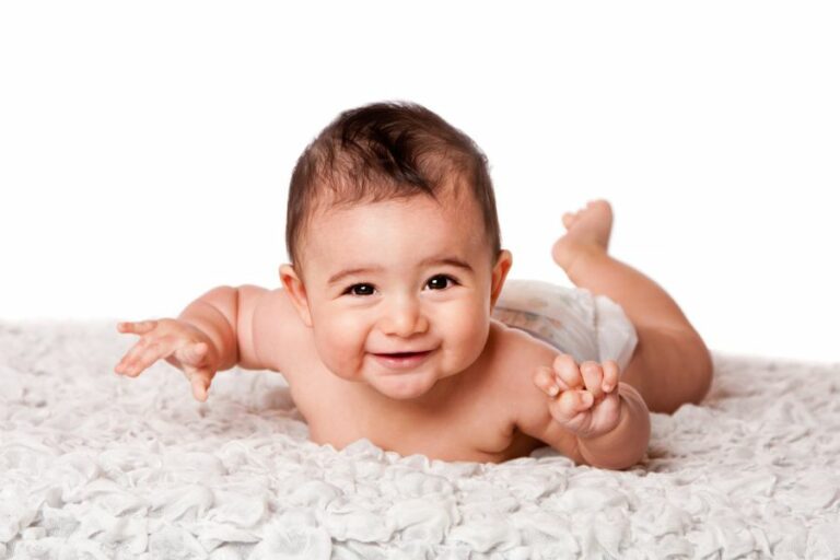 Alex Name Meaning + History & Other Popular Unisex Names